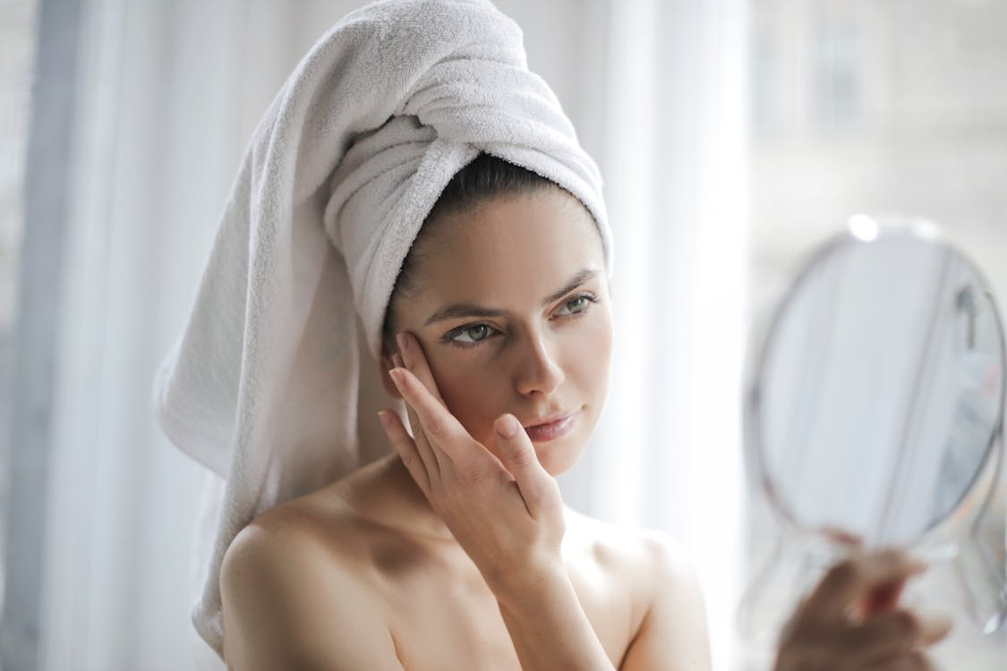Effective Solutions for Skin Rejuvenation: Red Light Therapy